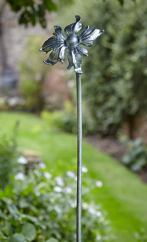 Handcrafted Plant Supports – Tom Chambers