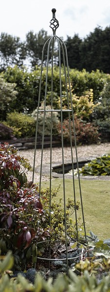 Handcrafted Obelisks – Tom Chambers